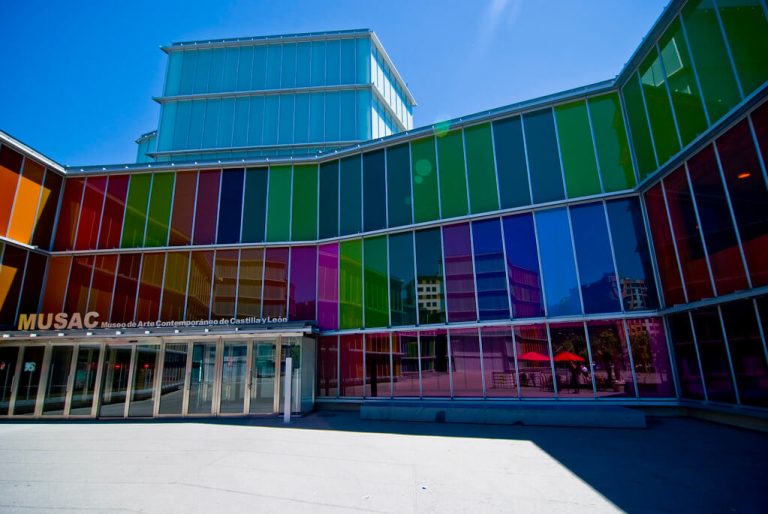 Conoce el Museo de Arte Contemporáneo de Castilla y León (MUSAC) - My ...
